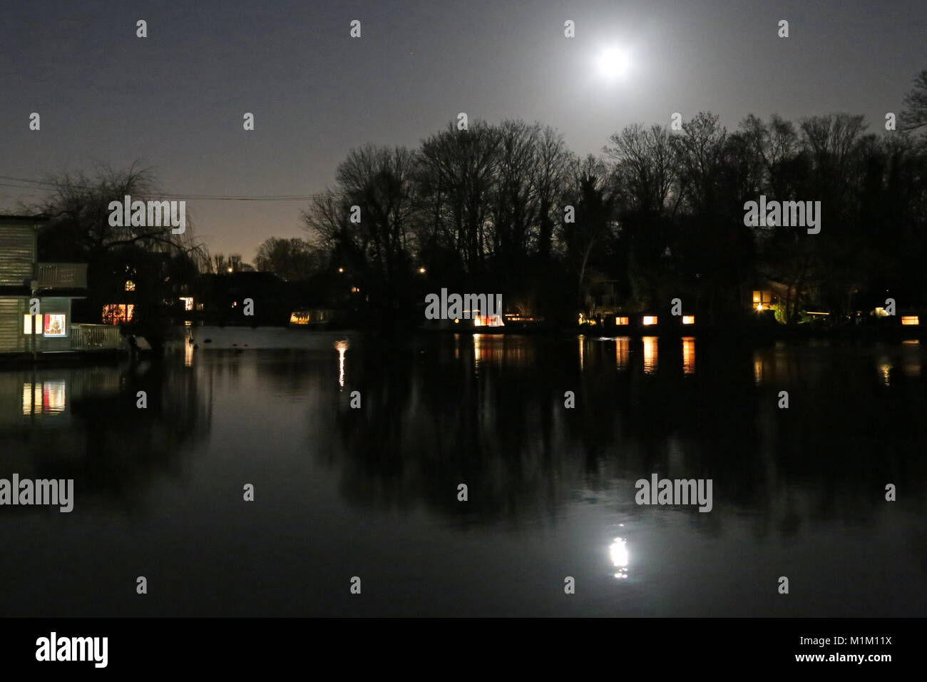 Supermoon 2018 over london hi-res stock photography and images - Alamy