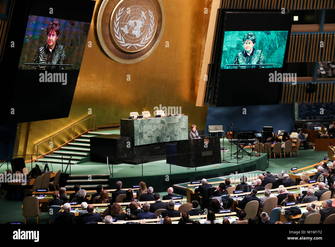 Eva lavi hi-res stock photography and images - Alamy