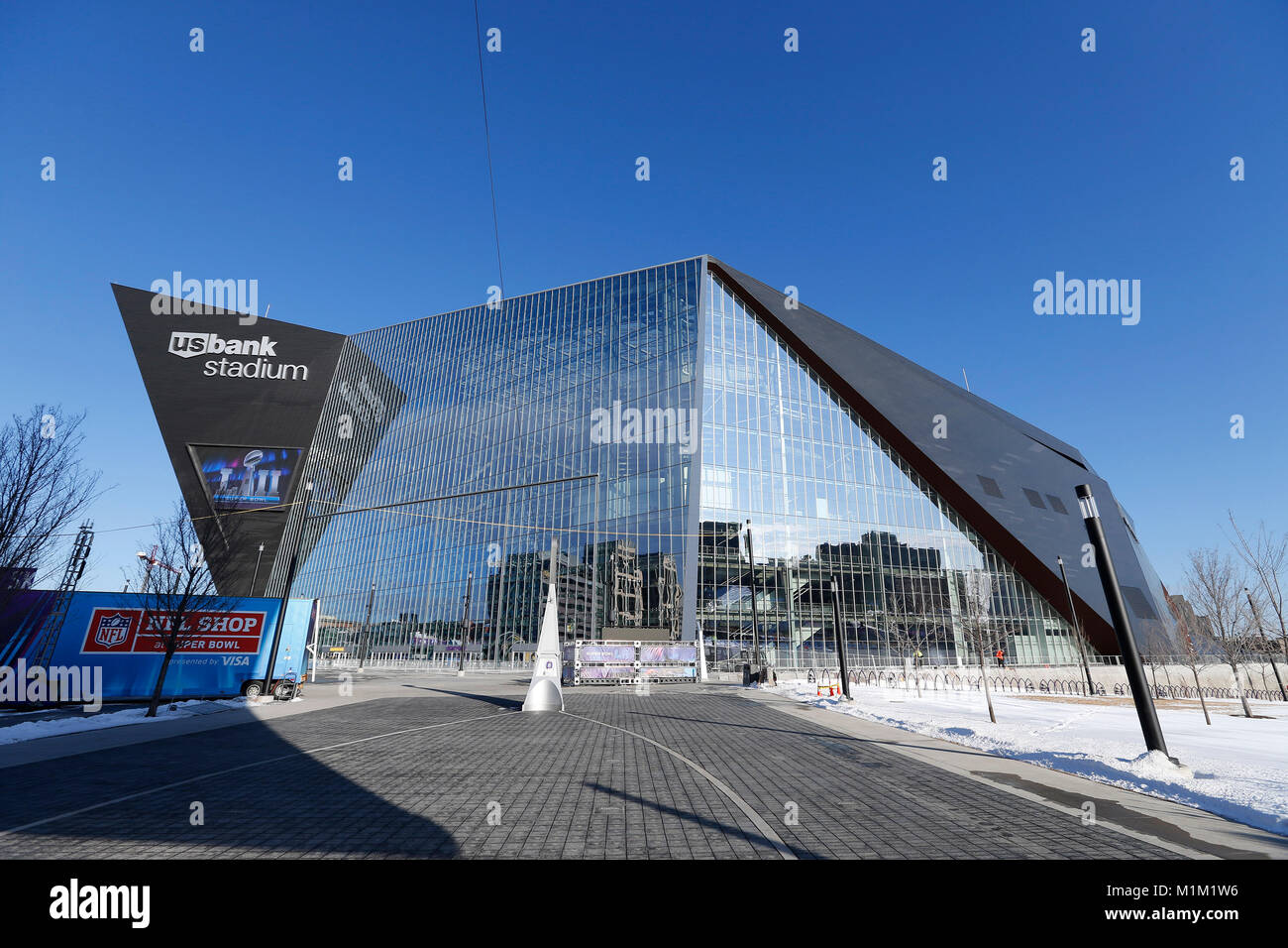 Us bank stadium exterior hi-res stock photography and images - Alamy