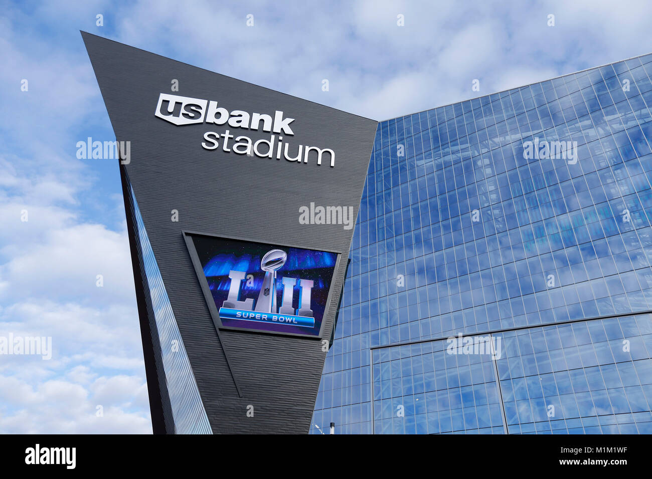 Us bank stadium exterior hi-res stock photography and images - Alamy