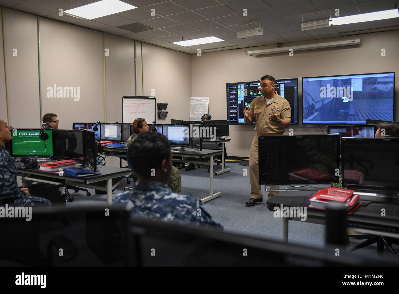 Littoral combat ship training facility hi-res stock photography and ...