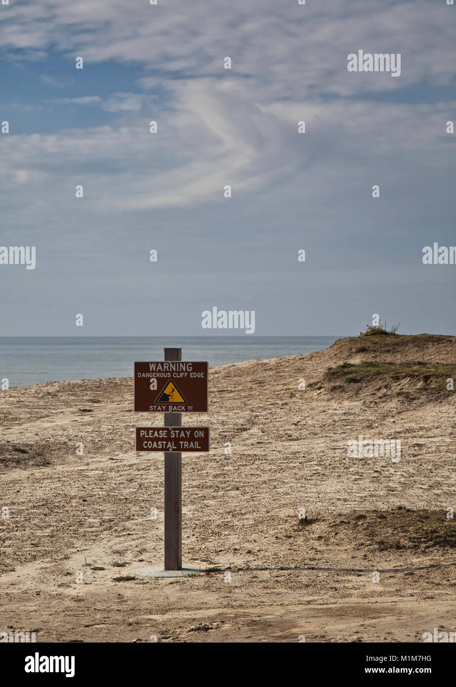 Half moon bay coastal trail hi-res stock photography and images - Alamy
