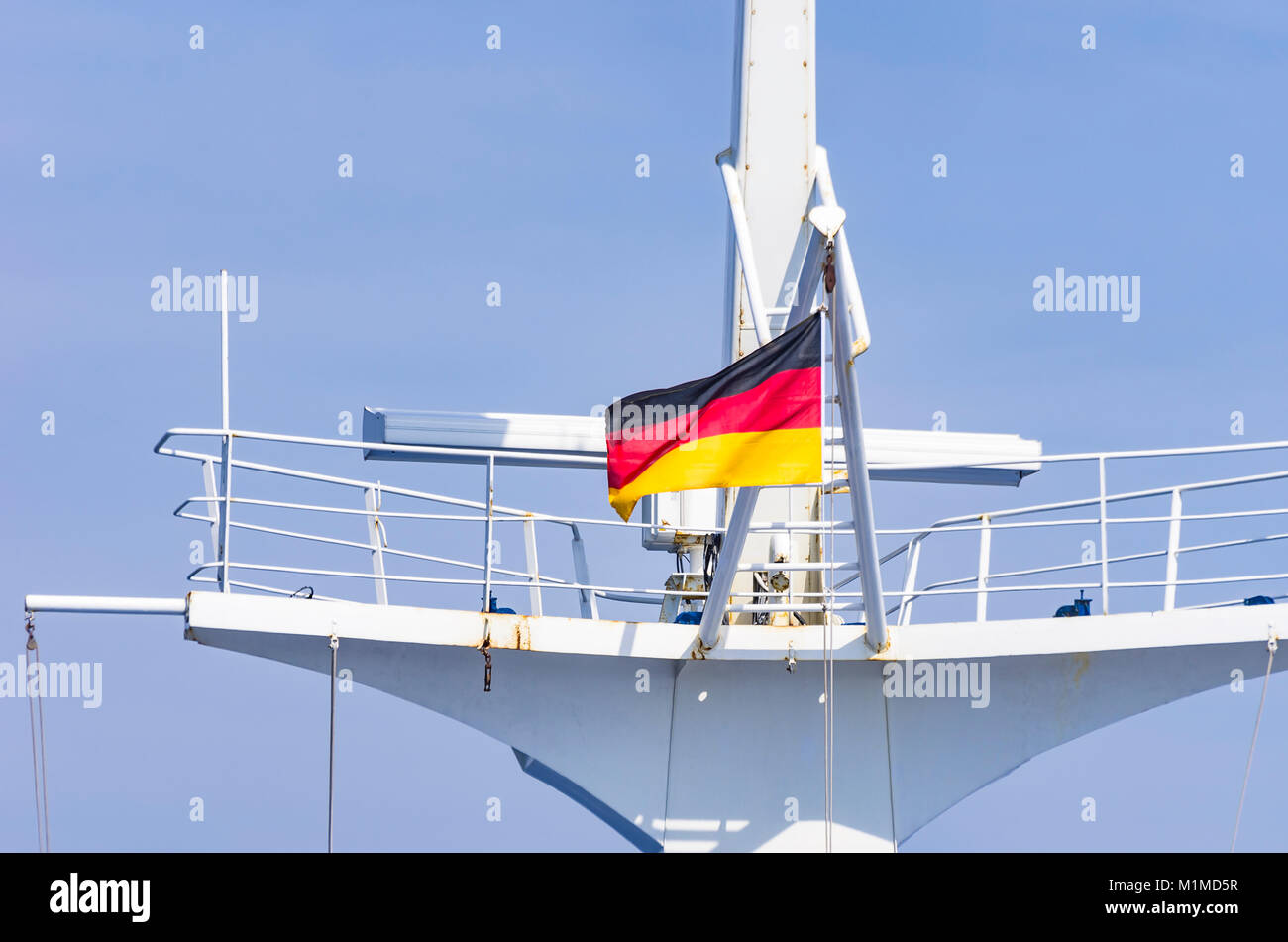 Ship traffic sign hi-res stock photography and images - Alamy