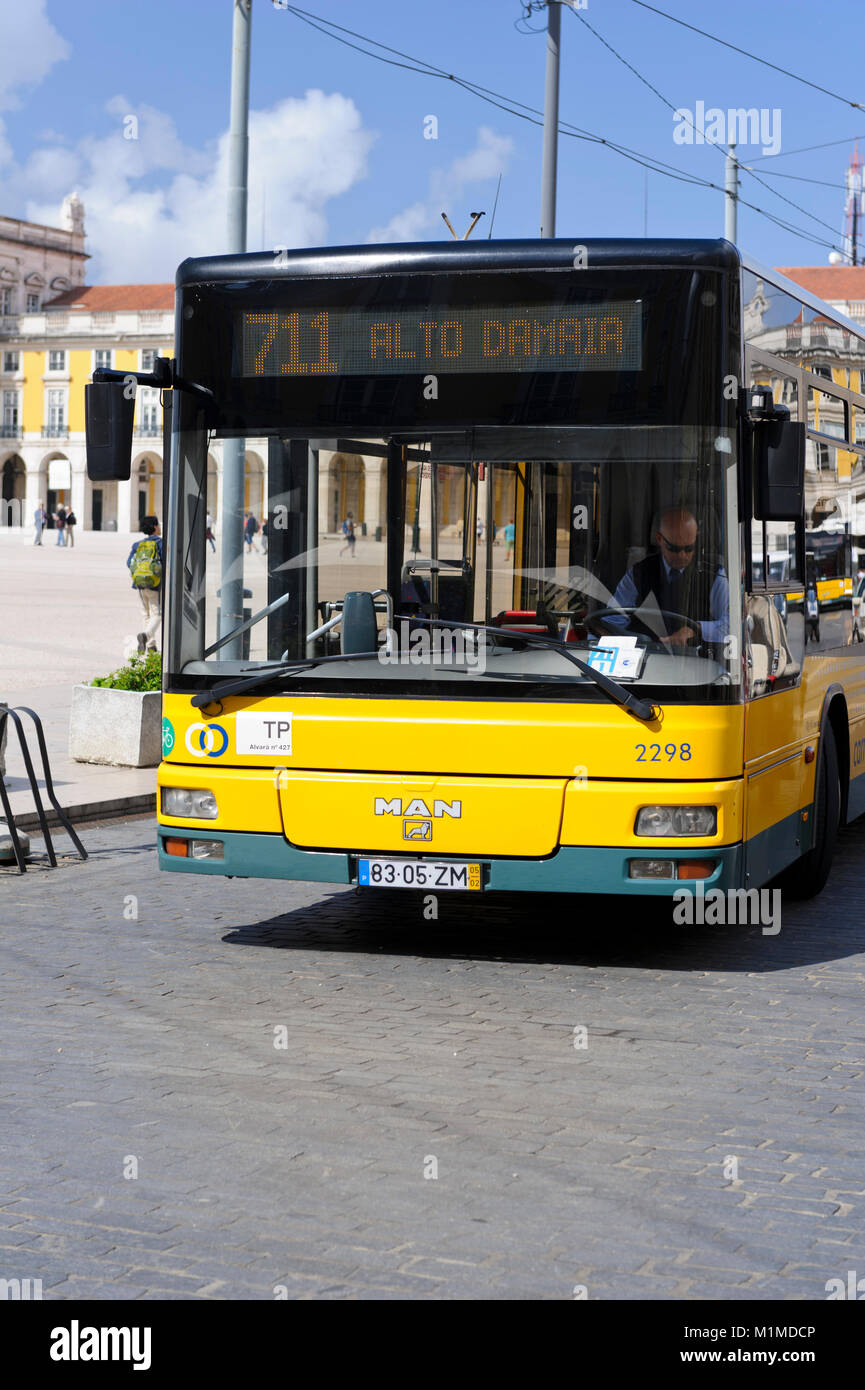 Portuguses bus hi-res stock photography and images - Alamy