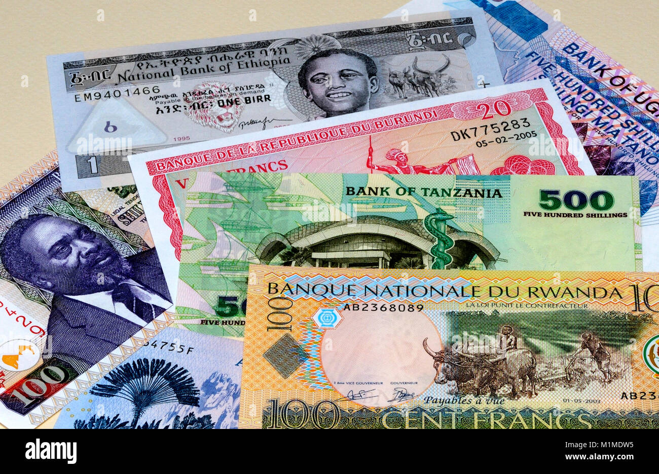 Tanzania money currency african note hi-res stock photography and ...