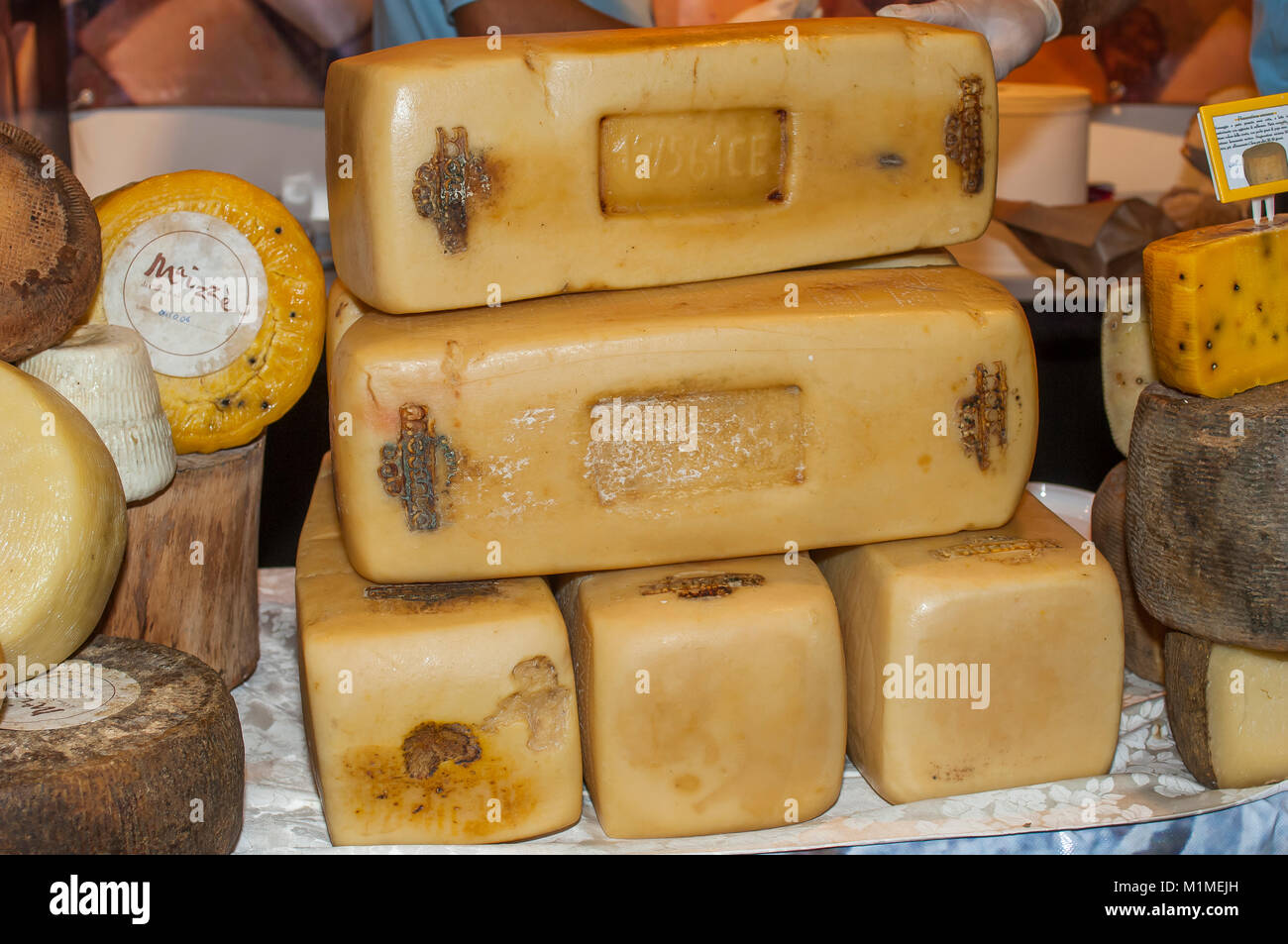 Ragusa sicily food hi-res stock photography and images - Alamy