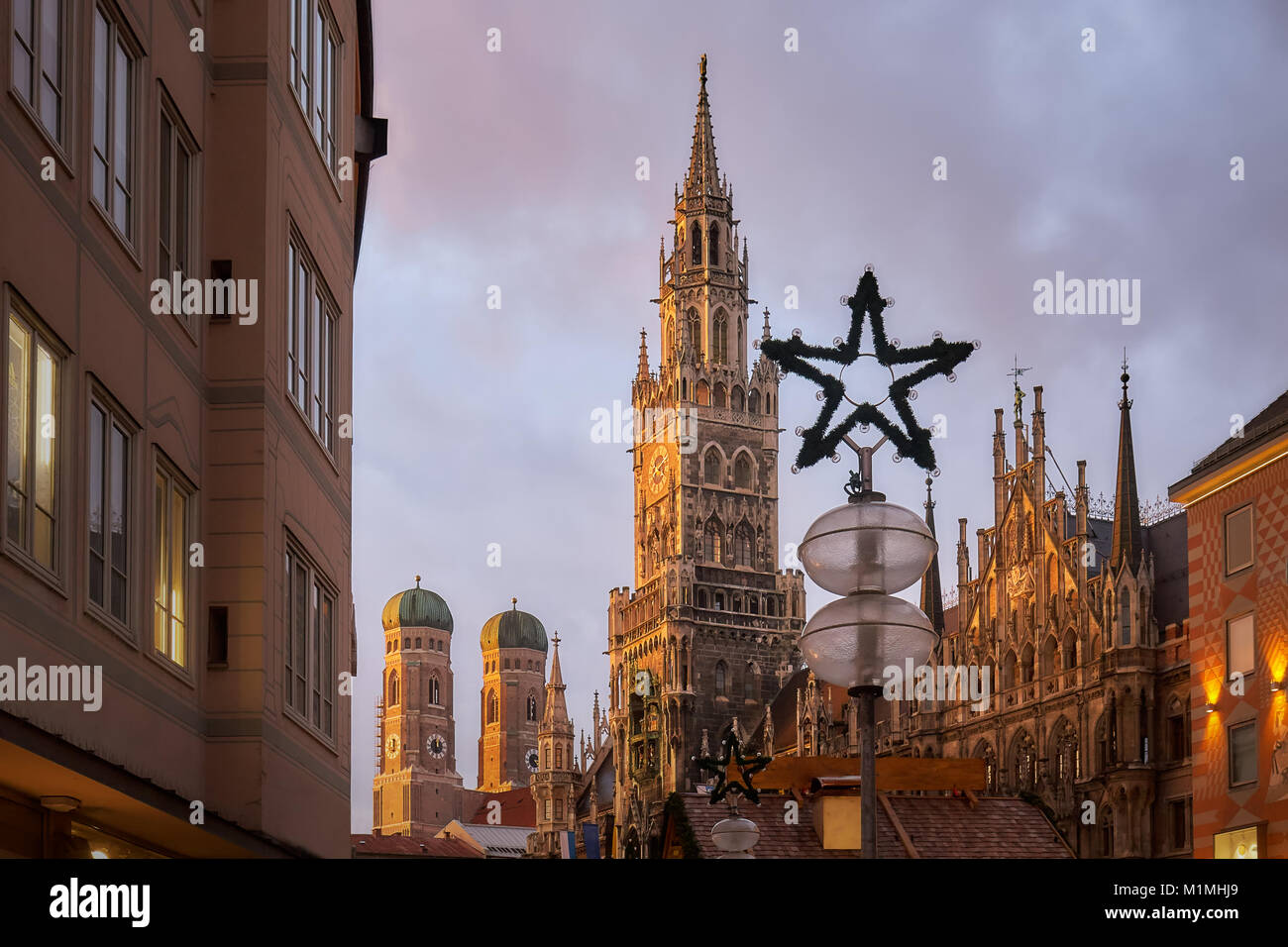 Marienplatz square in Munich with New Town Hall (Rathaus) and The ...