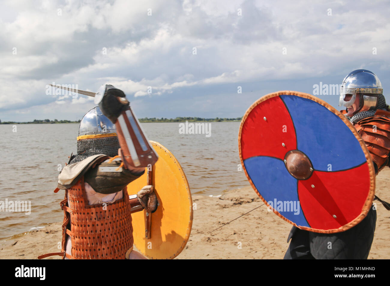 Group of vikings hi-res stock photography and images - Alamy