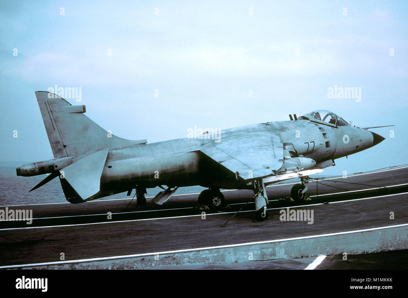 Hms invincible 1982 hi-res stock photography and images - Alamy
