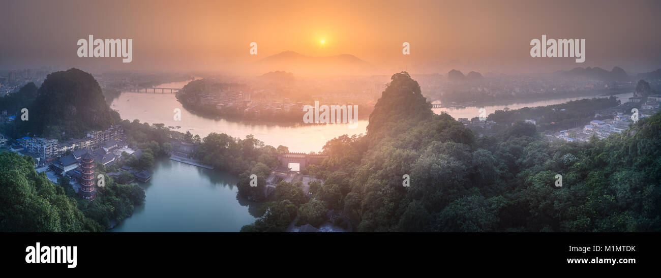 Li River and Karst mountains Guilin, Yangshuo Stock Photo - Alamy