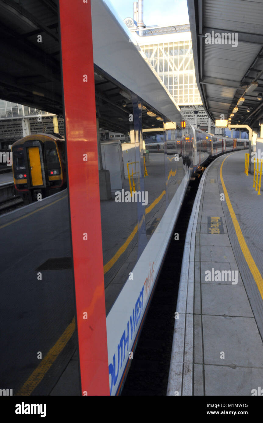 trains in platforms at the London terminal railway station at waterloo ...