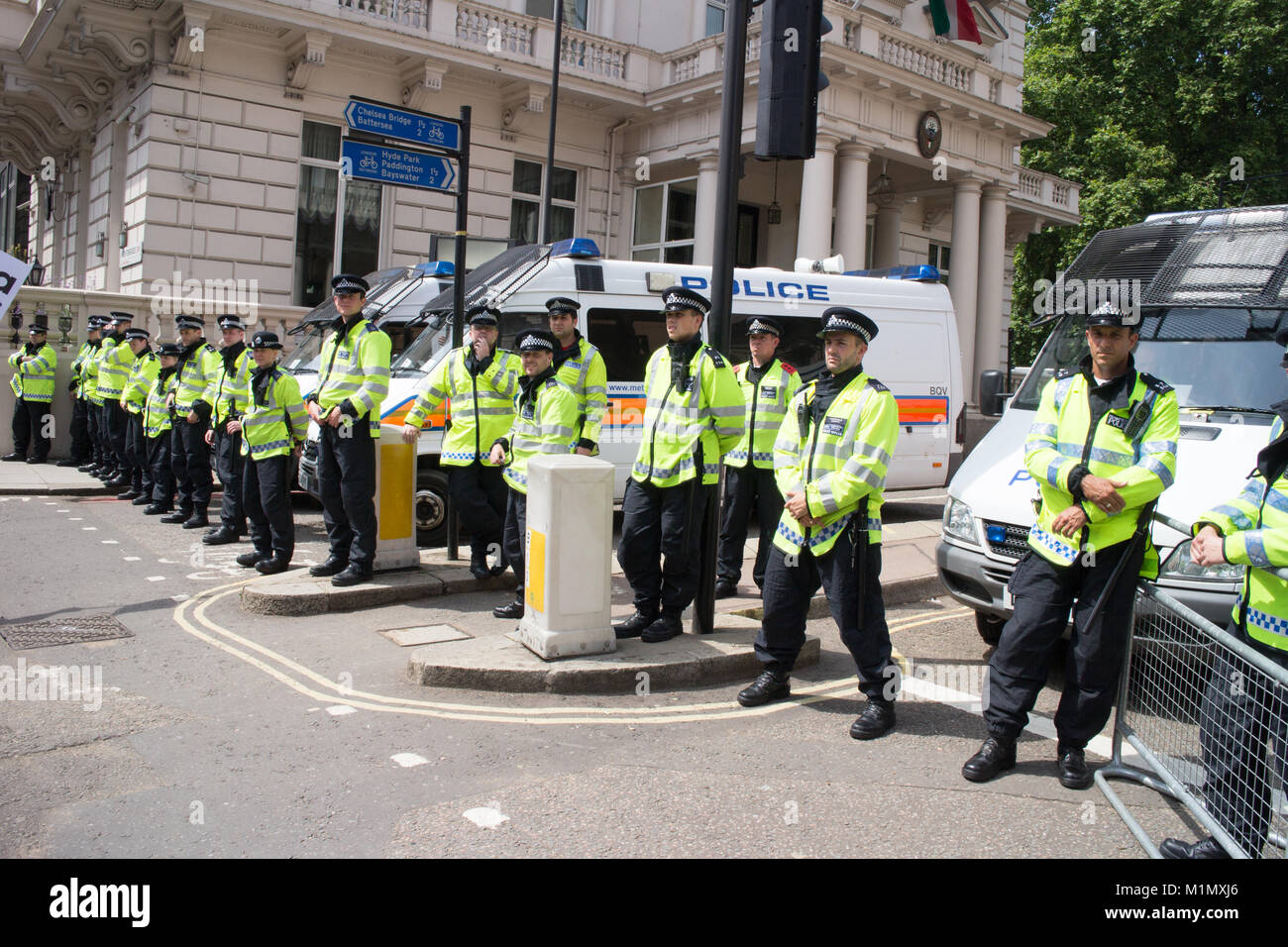 Palestine police hi-res stock photography and images - Alamy