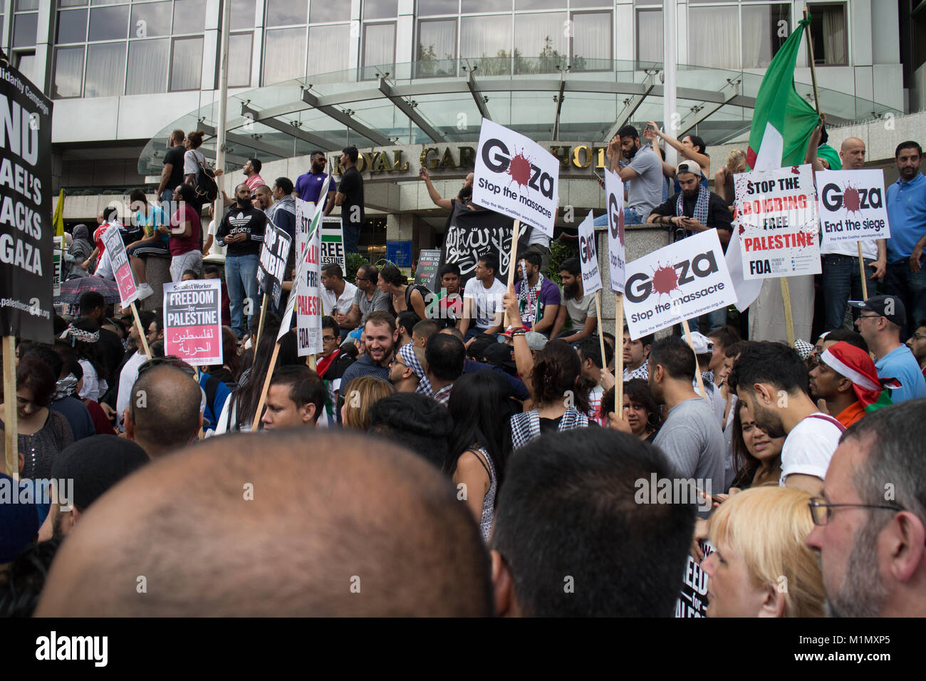 Gaza Demonstration - Free Palestine March Stock Photo - Alamy