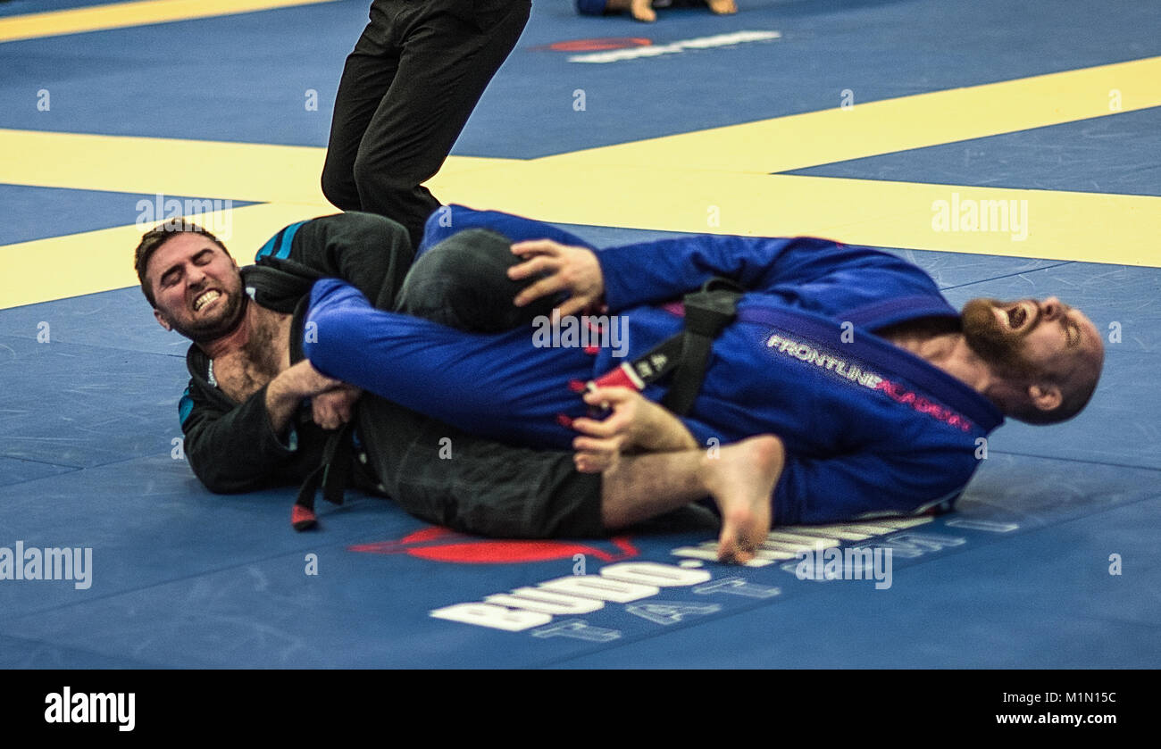 Jiu jitsu hi-res stock photography and images - Alamy