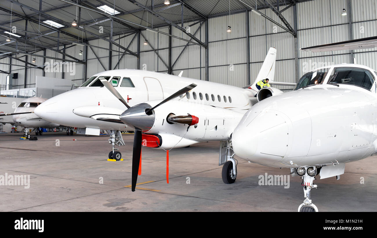 Aircraft maintenance hi-res stock photography and images - Alamy