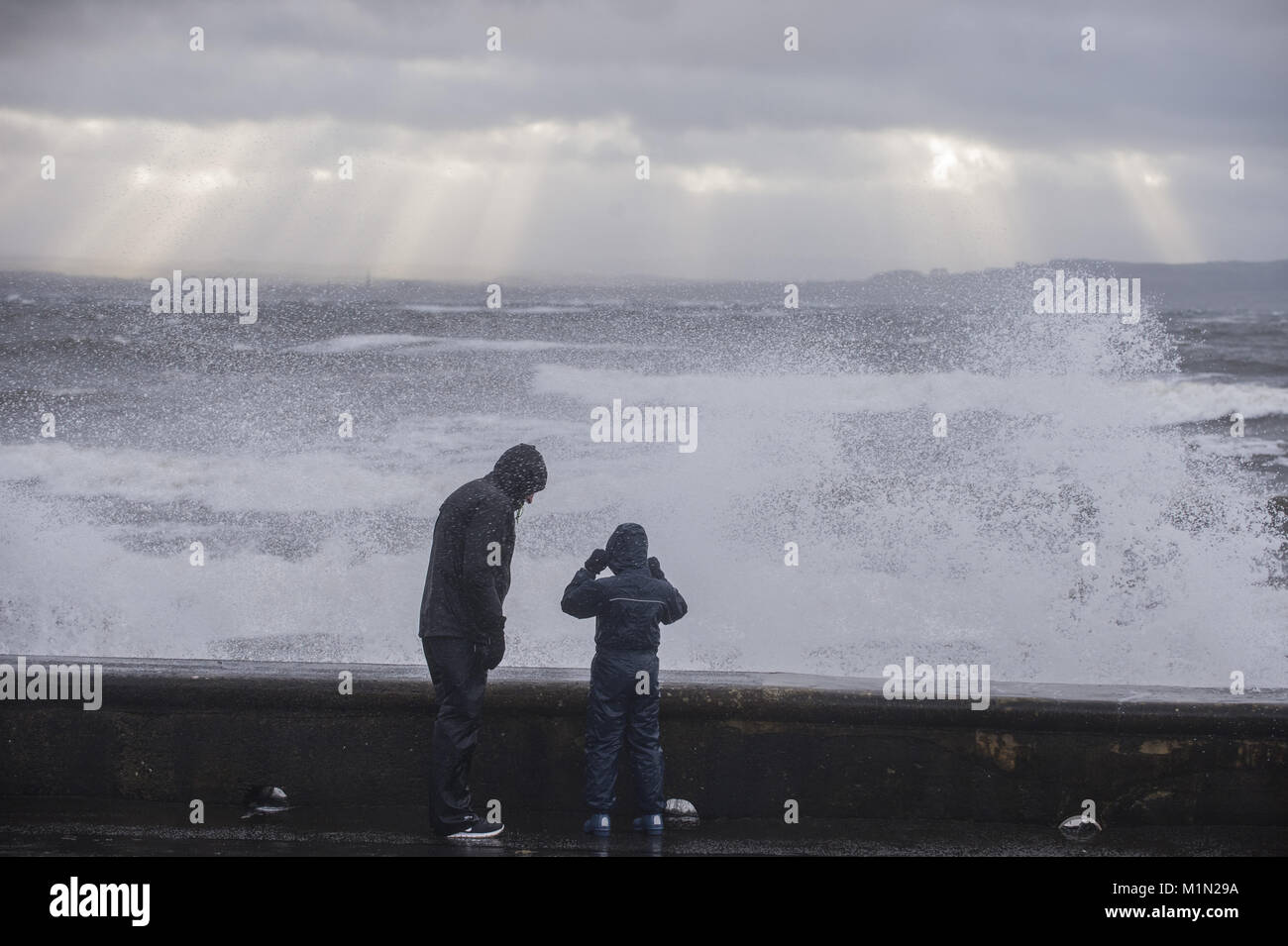 An amber warning is in place for Western belt Scottish towns as high ...