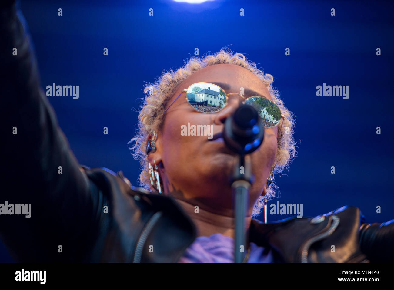 Emeli sande singer soul hi-res stock photography and images - Alamy