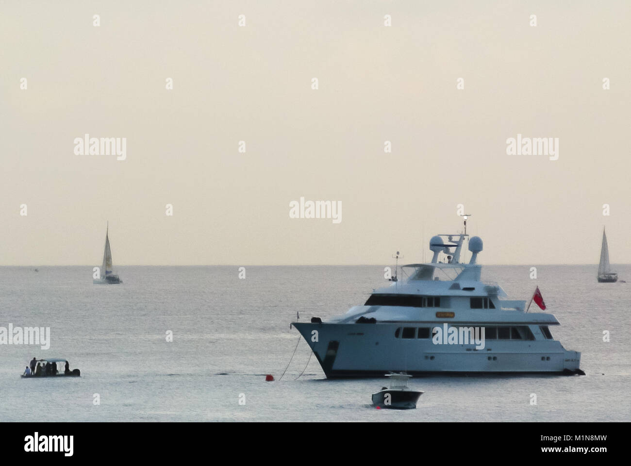 Simon Cowell's luxury yacht is moored in Barbados on New Year's Eve ...