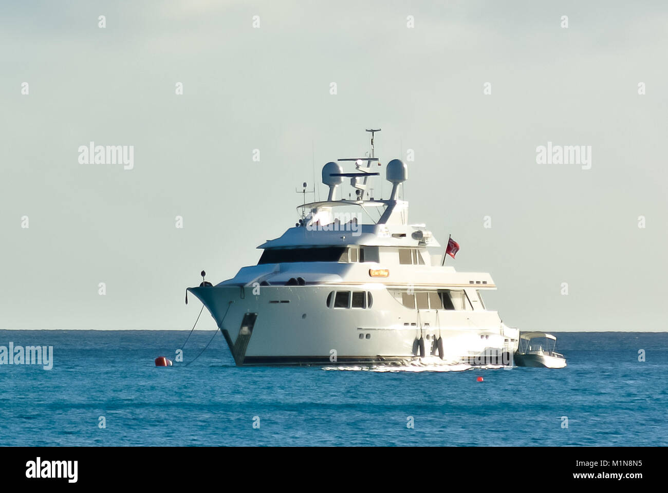 Simon Cowell's luxury yacht is moored in Barbados on New Year's Eve ...