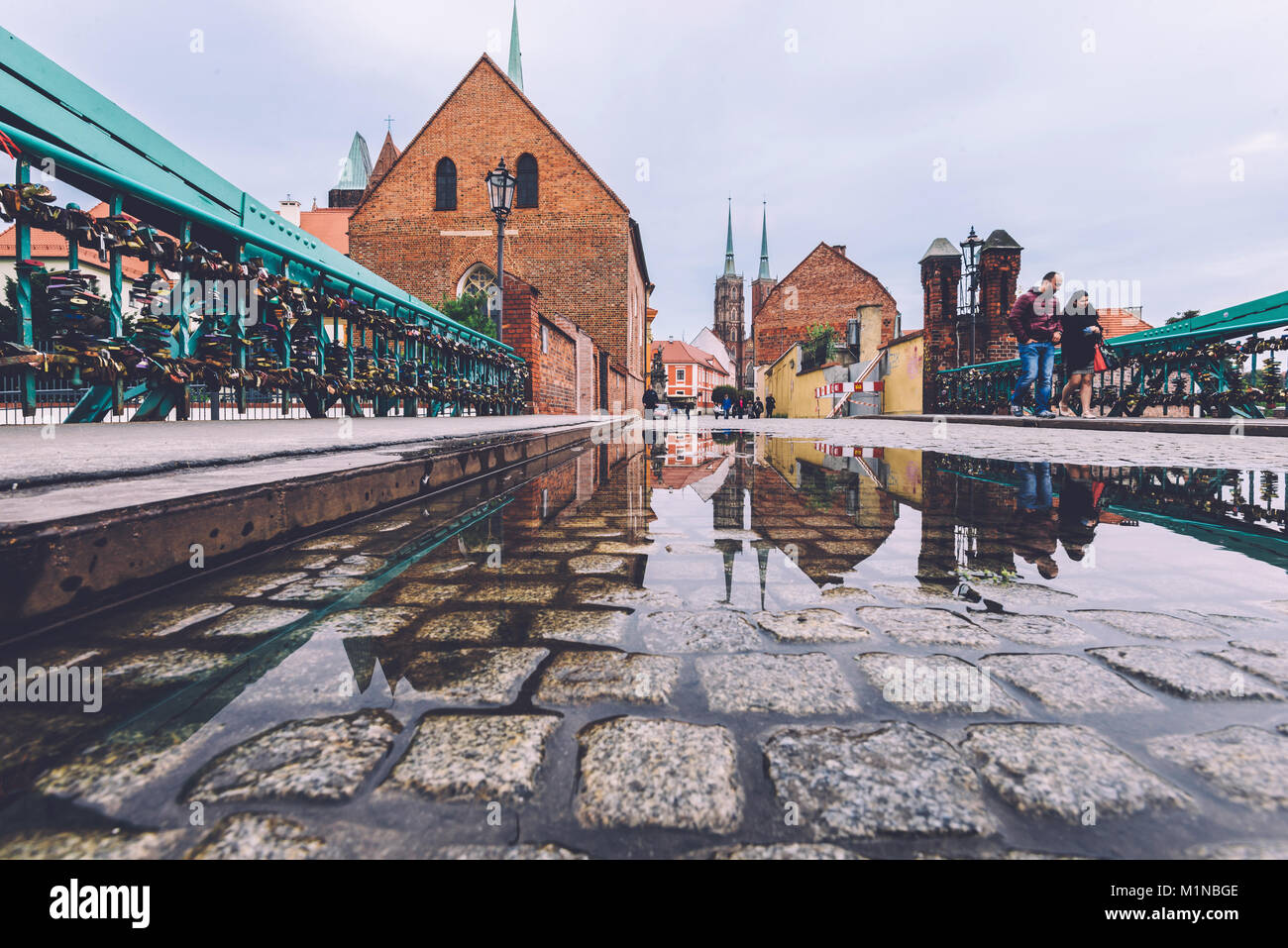 City wide lock hi-res stock photography and images - Alamy