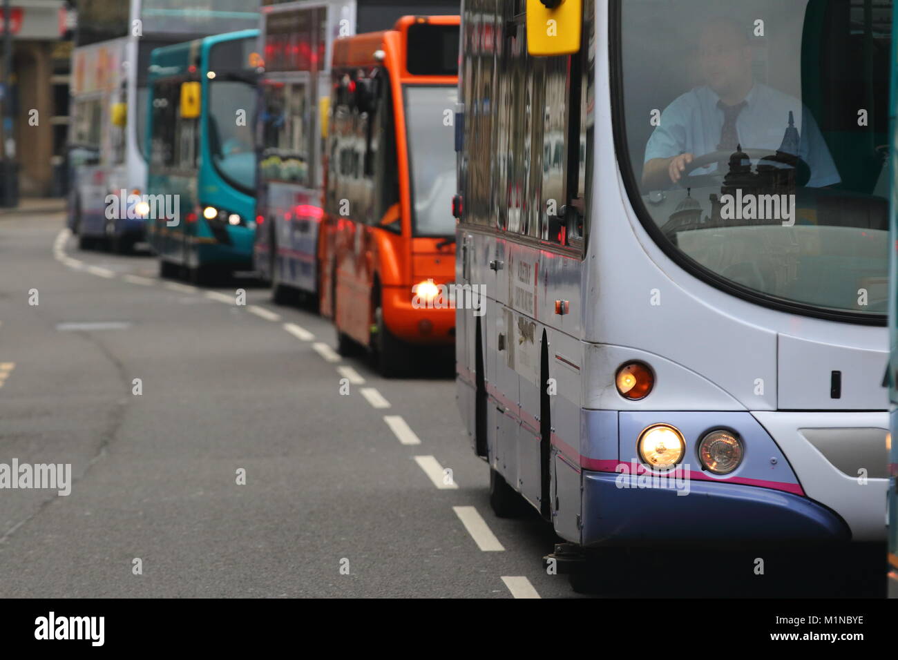 Bus queue hi-res stock photography and images - Alamy