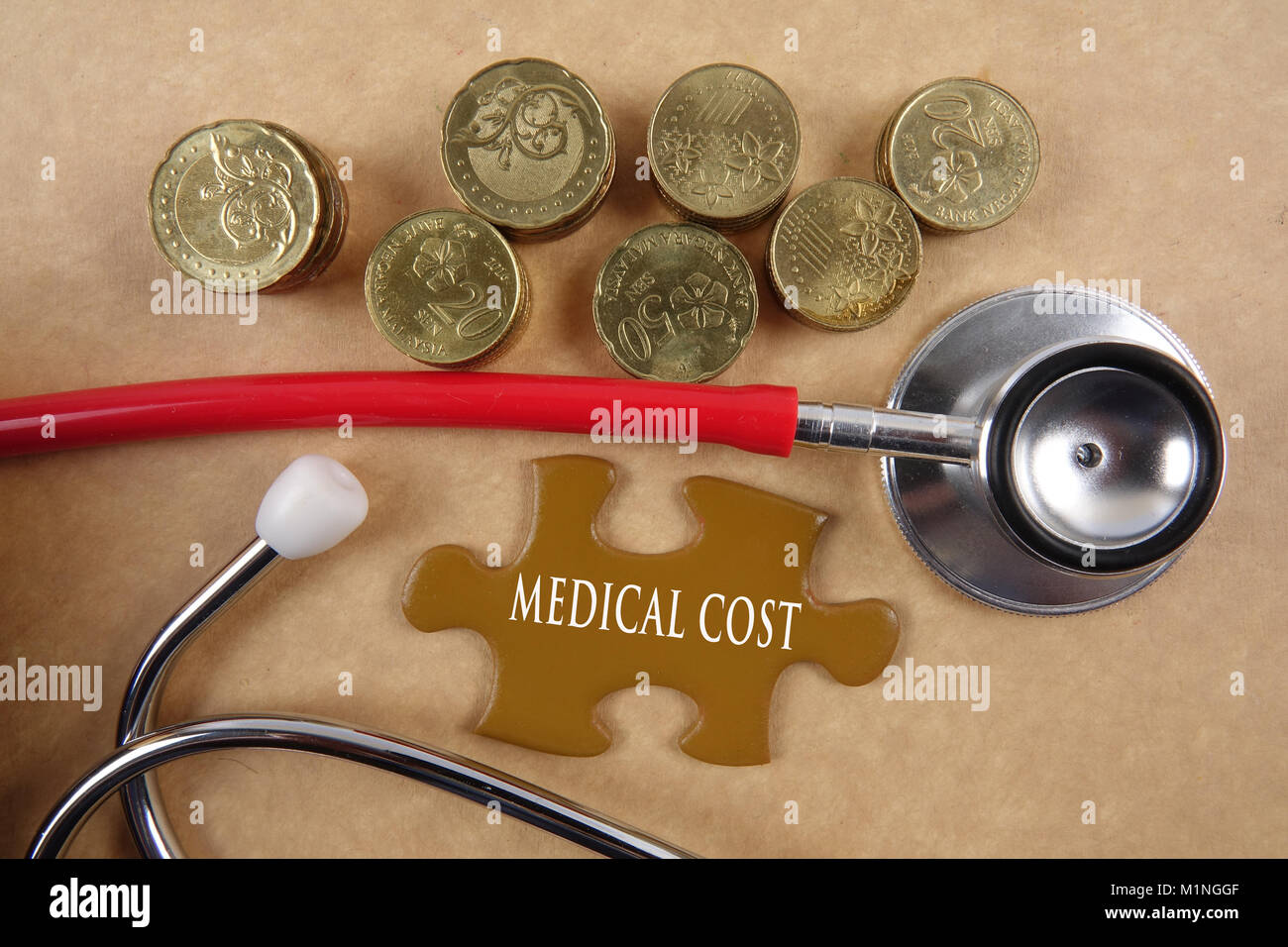 MEDICAL CONCEPT with HEALTHCARE words on the gold jigsaw puzzle Stock ...