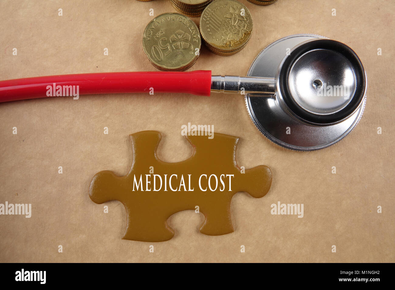 MEDICAL CONCEPT with HEALTHCARE words on the gold jigsaw puzzle Stock ...