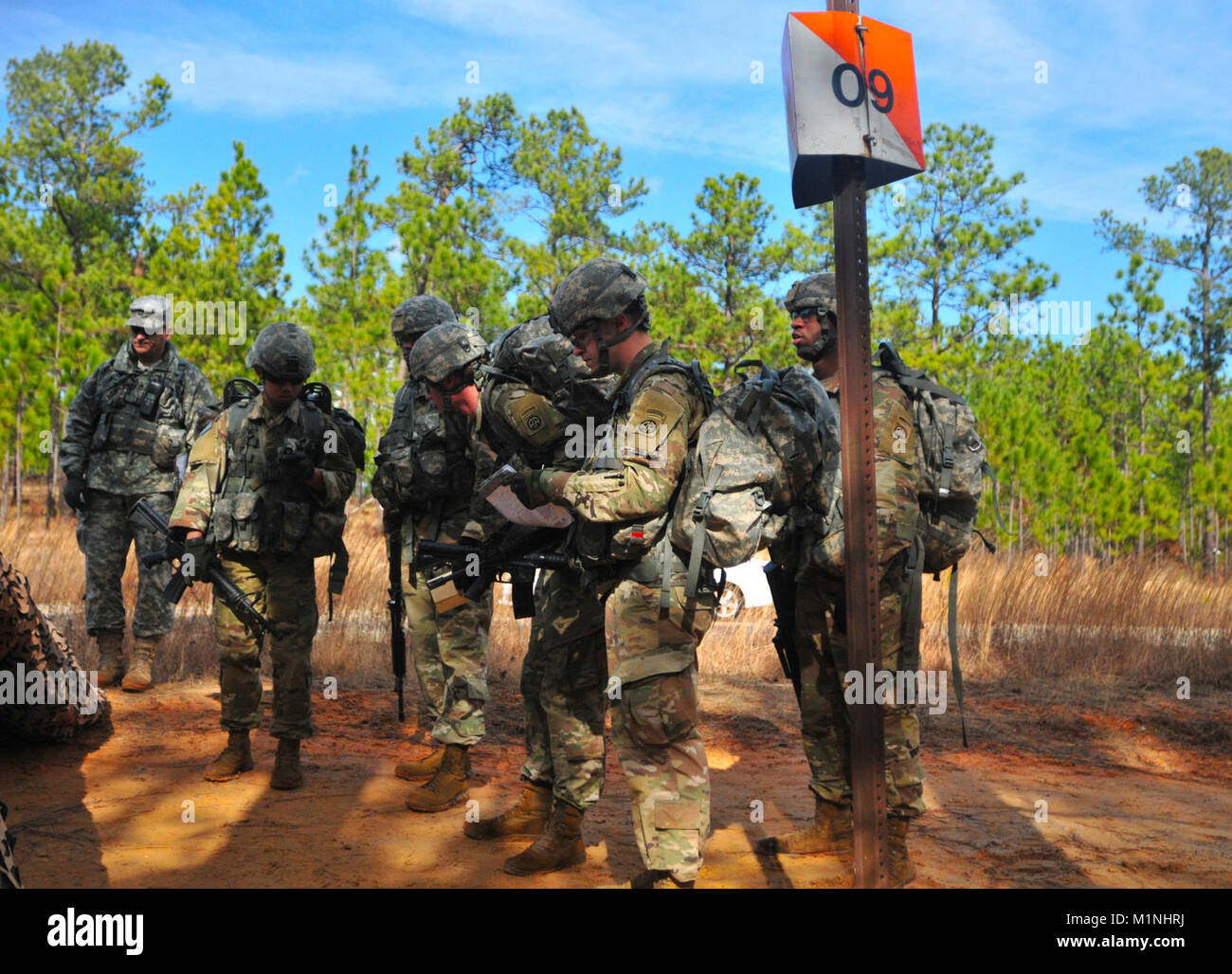 Paratroopers with the 82nd Airborne Division Sustainment Brigade ...