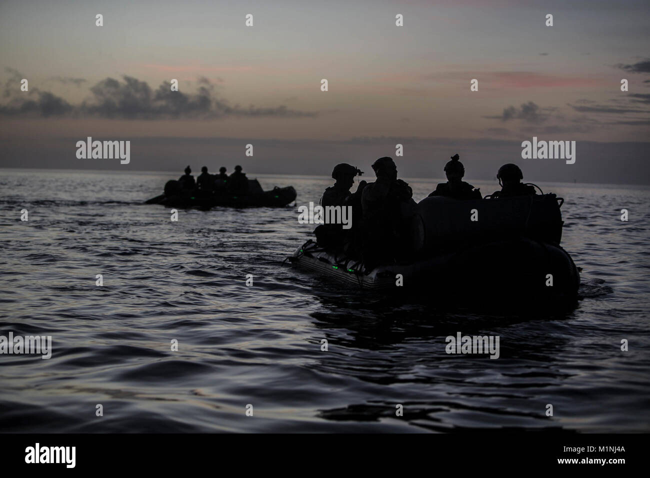 U.S. Marines with Charlie Company, 2d Reconnaissance Battalion, 2d ...