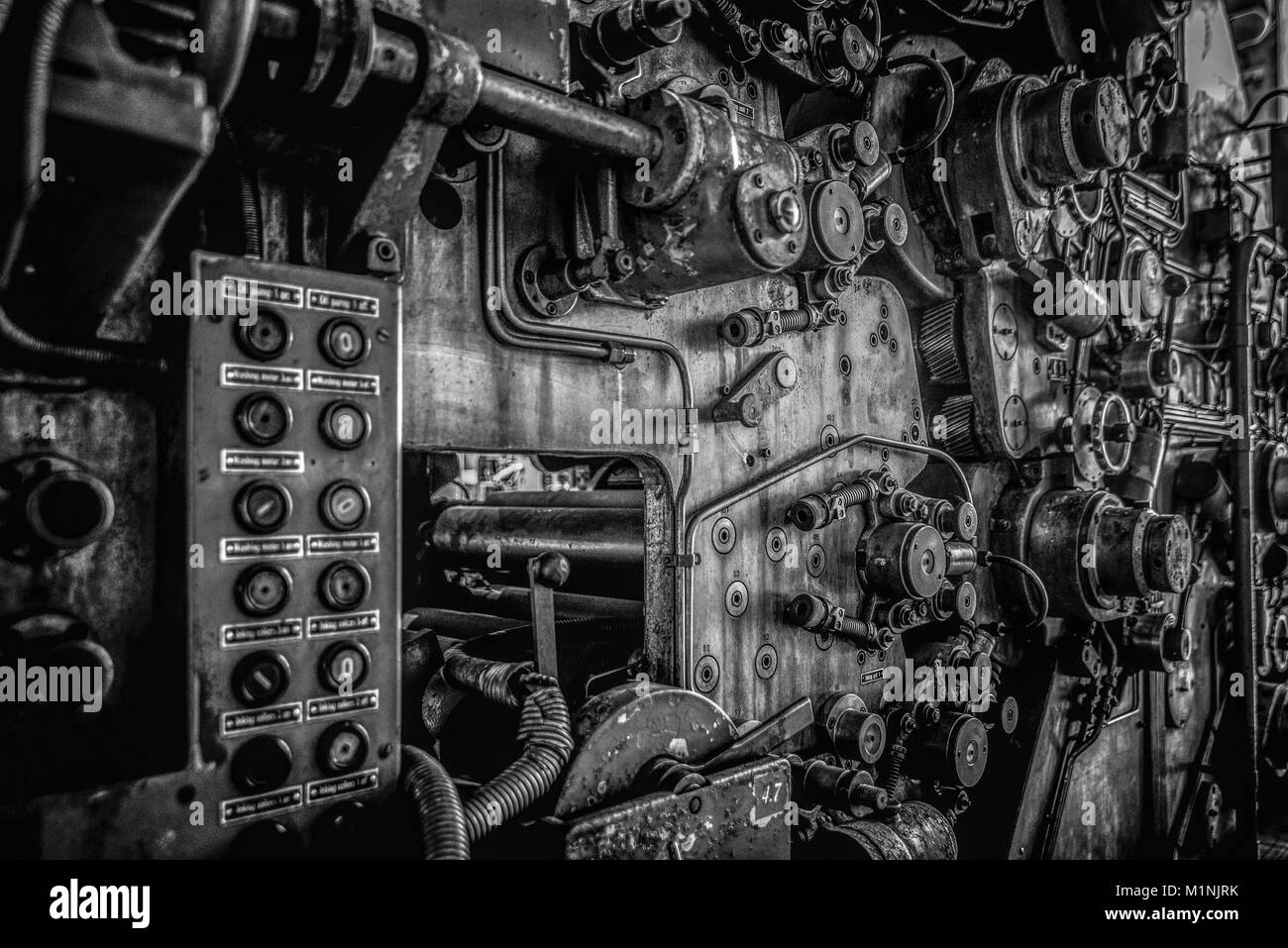 Offset machine hi-res stock photography and images - Alamy