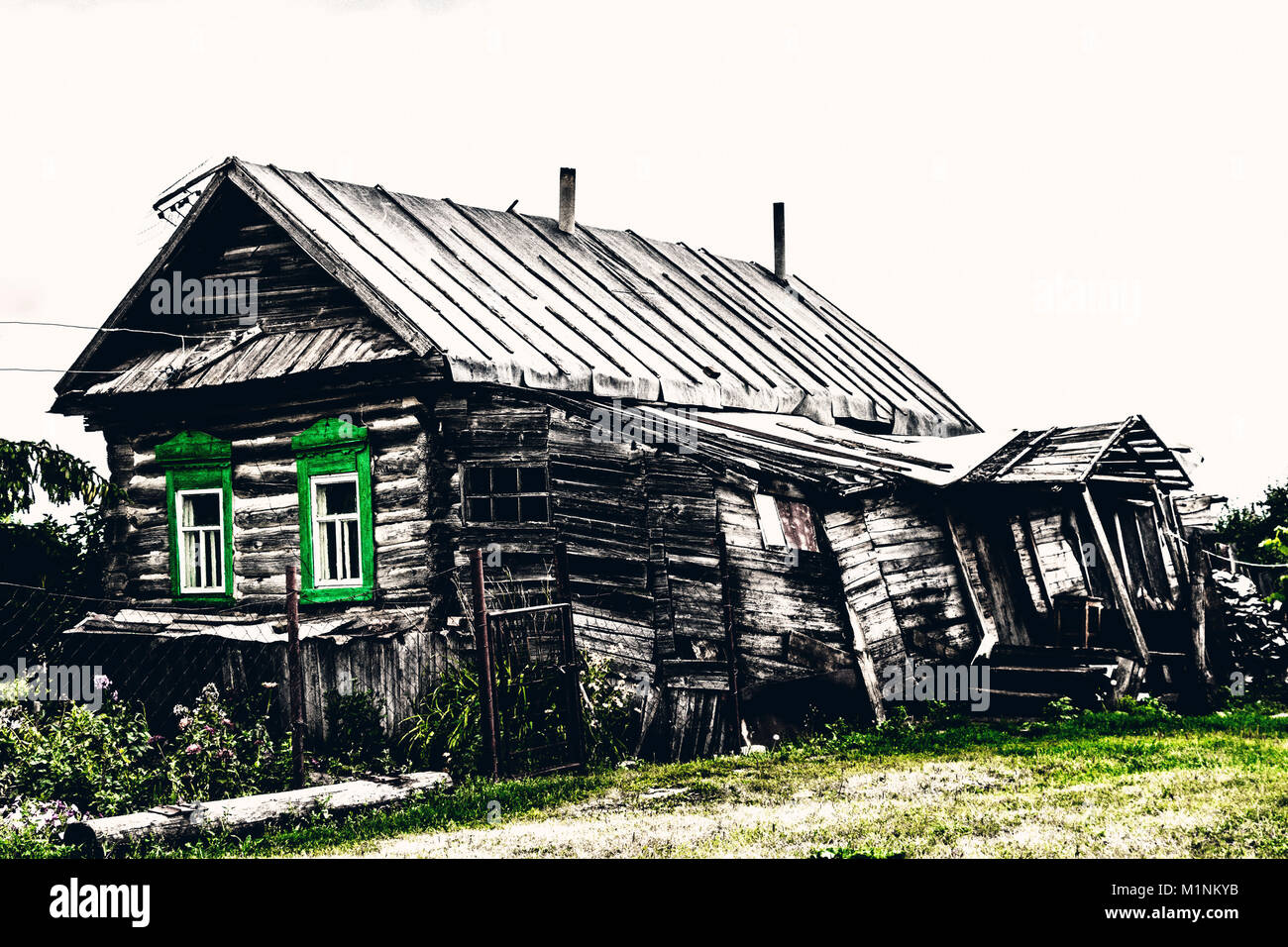 Rickety Old Fence Stock Photos & Rickety Old Fence Stock Images - Alamy