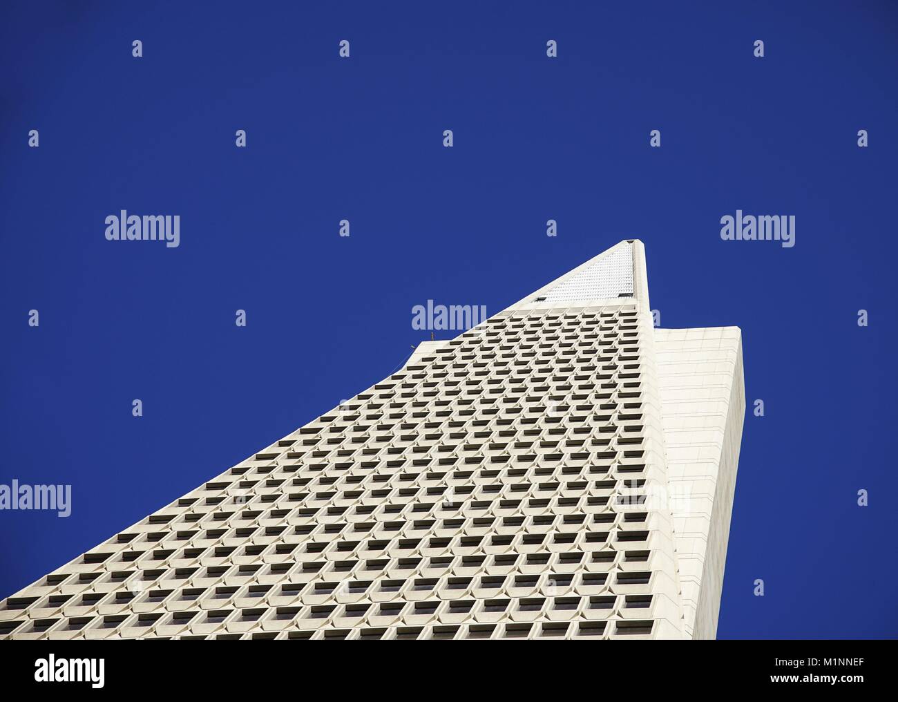 260 meters high is the office tower Transamerica Pyramid. He is a ...