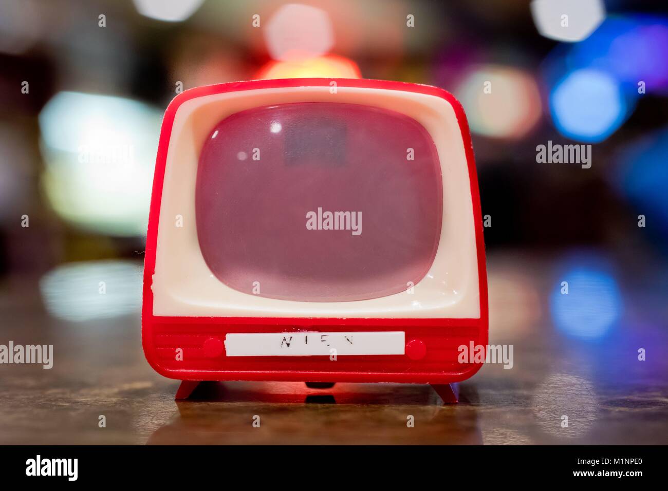 Toy tv hi-res stock photography and images - Alamy