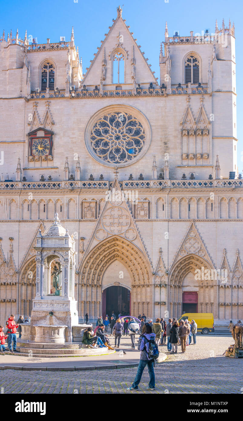 People in the square of the st jean cathedral hi-res stock photography ...