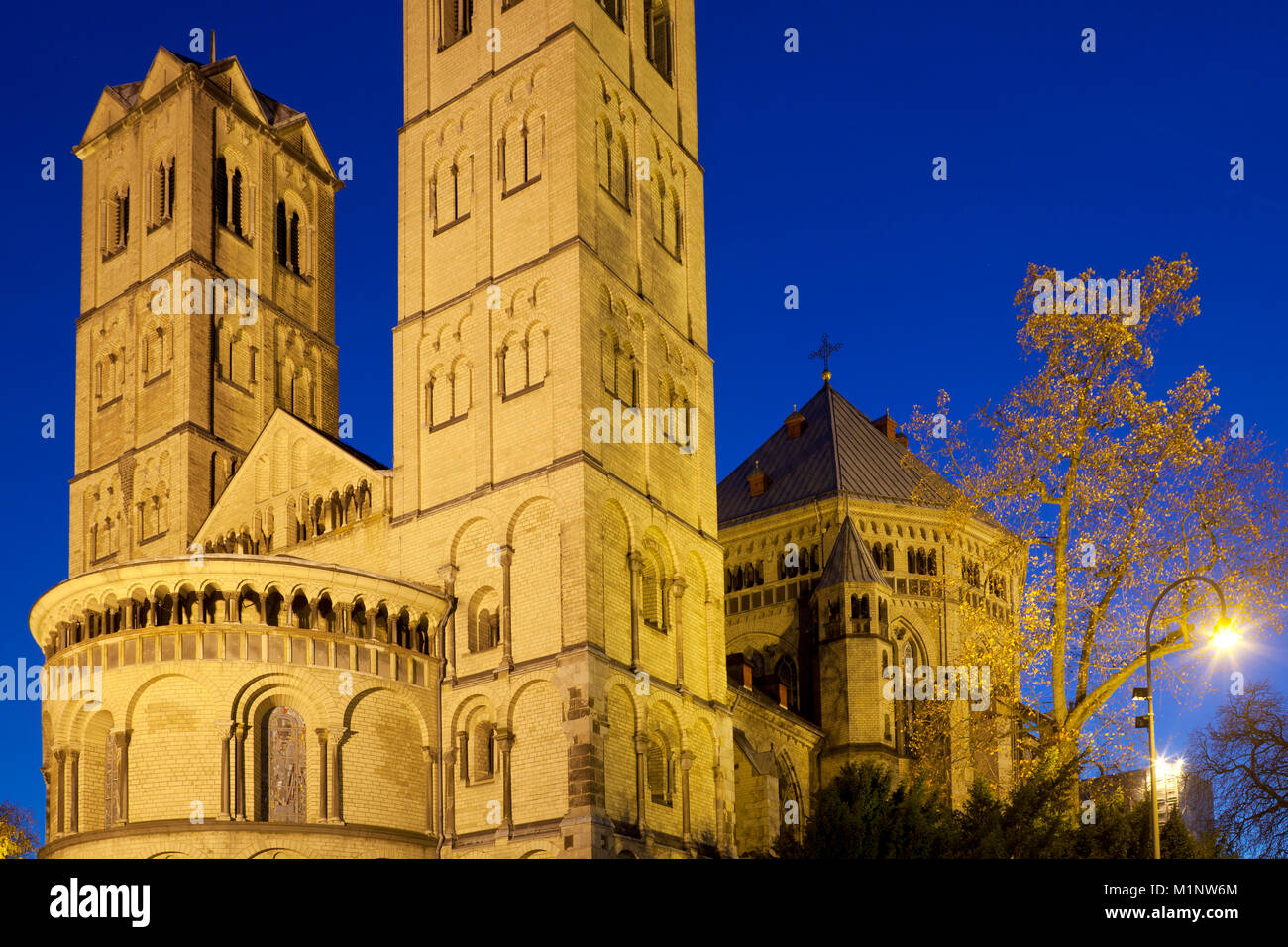 Germany, Cologne, the romanesque church St. Gereon. Deutschland, Koeln ...