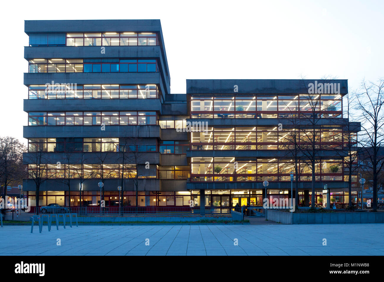 Germany, Cologne, the public library near the Neumarkt. Deutschland ...