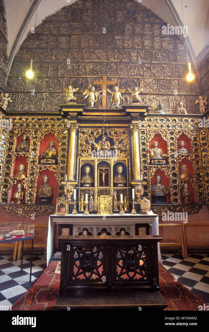 Germany, Cologne, the Golden Chamber of the church Saint Ursula, room ...