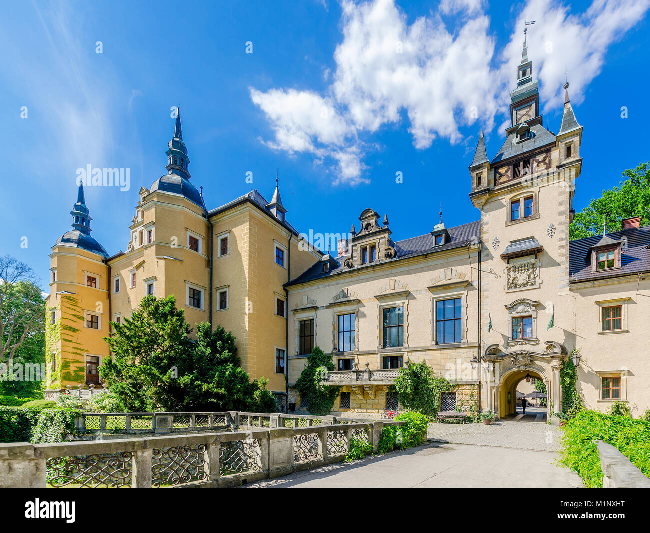 Hotel and conference center Kliczkow castle (ger. Schloss Klitschdorf ...