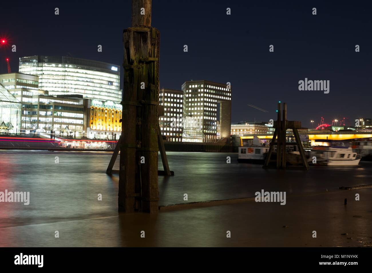 London, Monument, Lower Thames street Stock Photo - Alamy