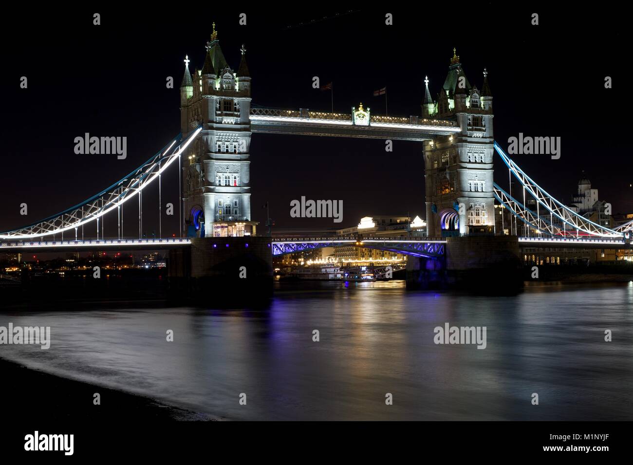 Retractable bridge hi-res stock photography and images - Alamy