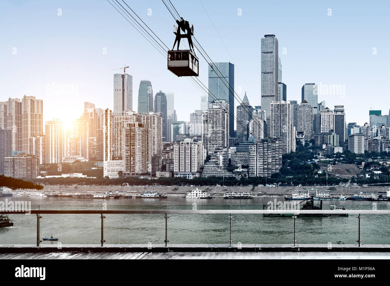 Yangtze river cableway and cableway hi-res stock photography and images ...