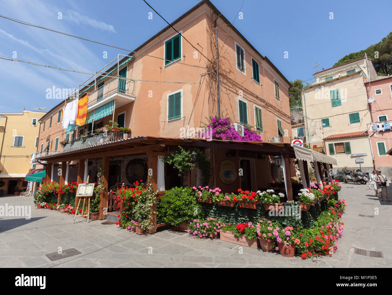 Porto azzurro elba hi-res stock photography and images - Alamy