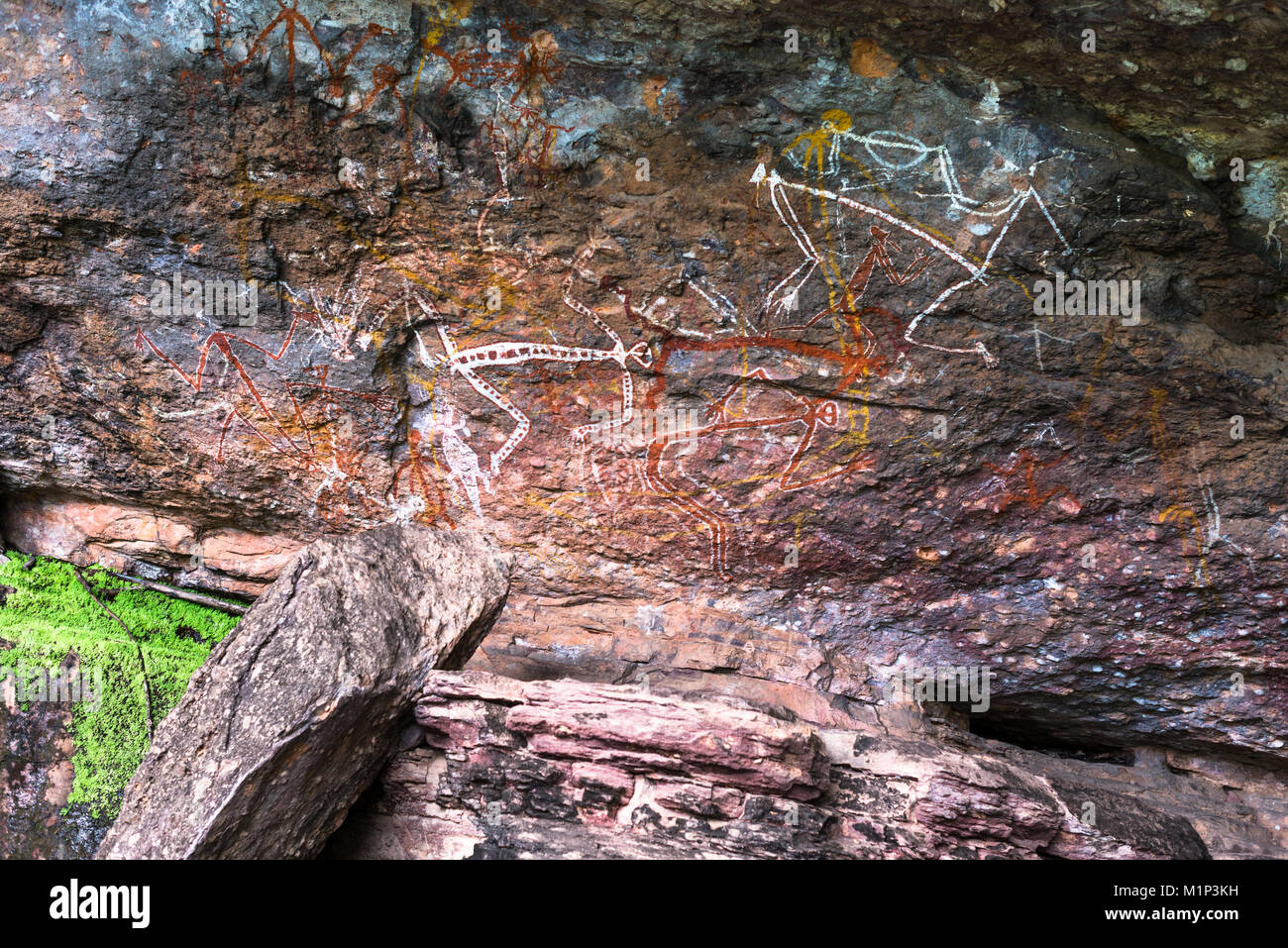 Indigenous rock art at Nourlangie, Kakadu National Park, UNESCO World Heritage Site, Northern ...