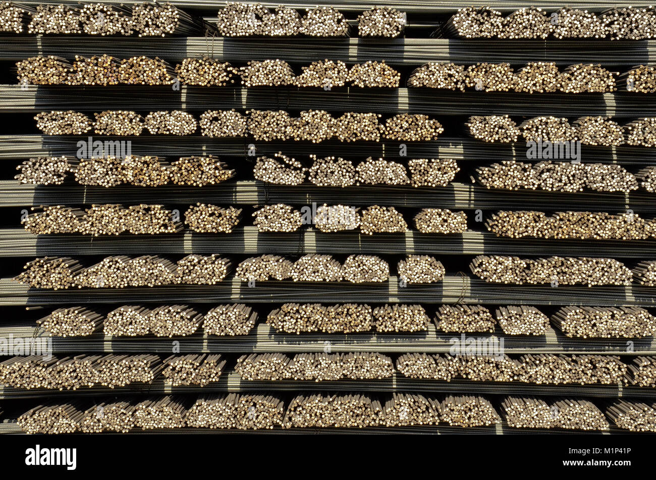 Rebar in storage hi-res stock photography and images - Alamy