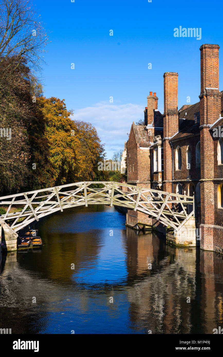 Mathematical Bridge at Queens College, Cambridge University, Cambridge ...