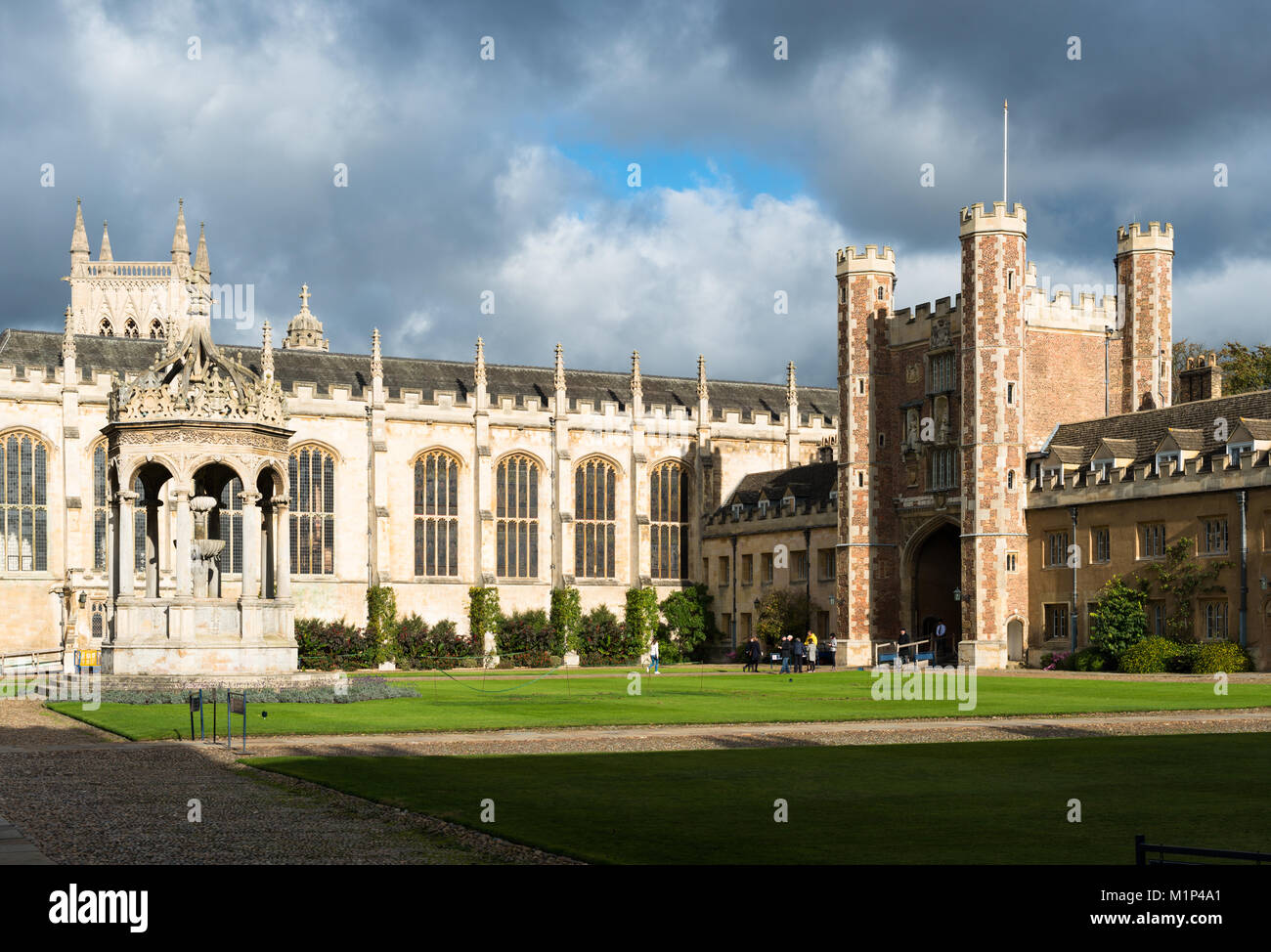Trinity Great Court, Trinity College, University of Cambridge ...