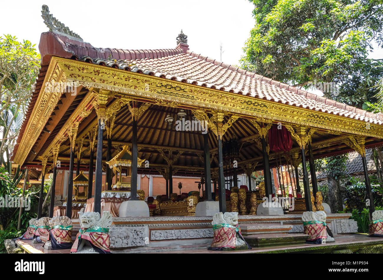 Ubud palace, Bali - Inside the Ubud palace, Bali, Indonesia Stock Photo ...