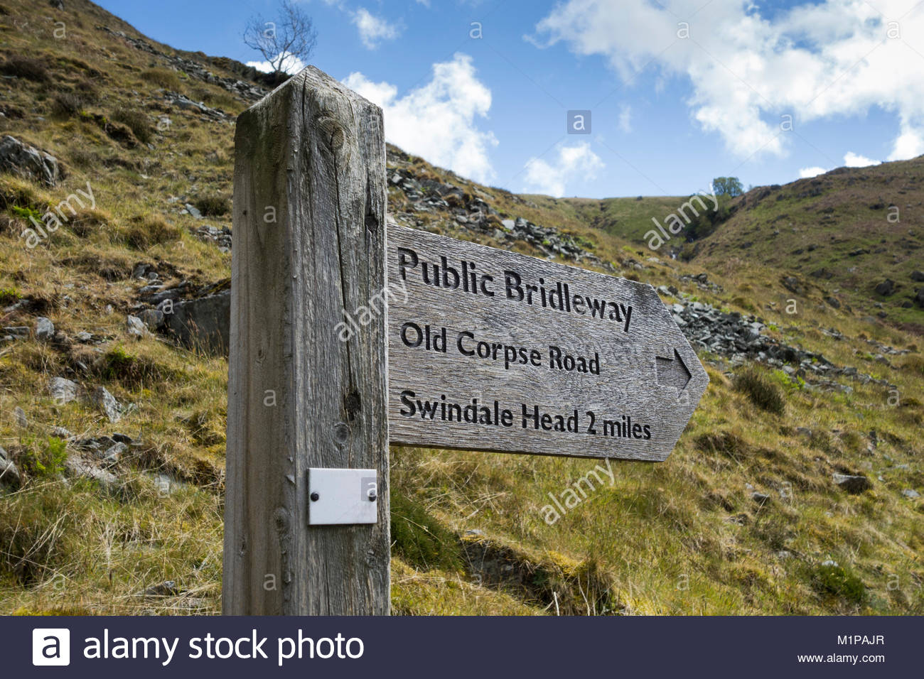 Old Wooden Road Sign High Resolution Stock Photography and Images - Alamy