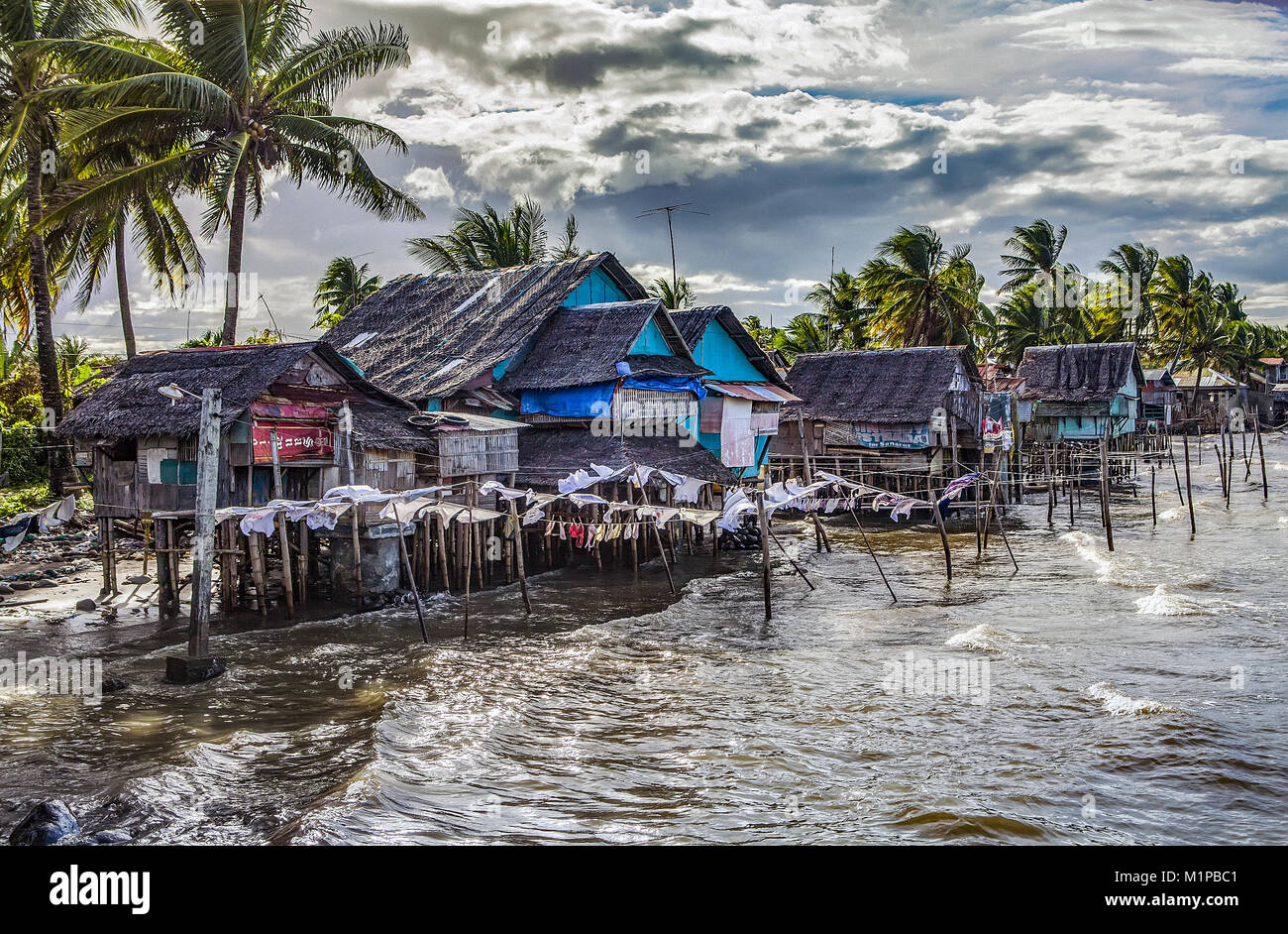 Stilt house philippines hi-res stock photography and images - Alamy
