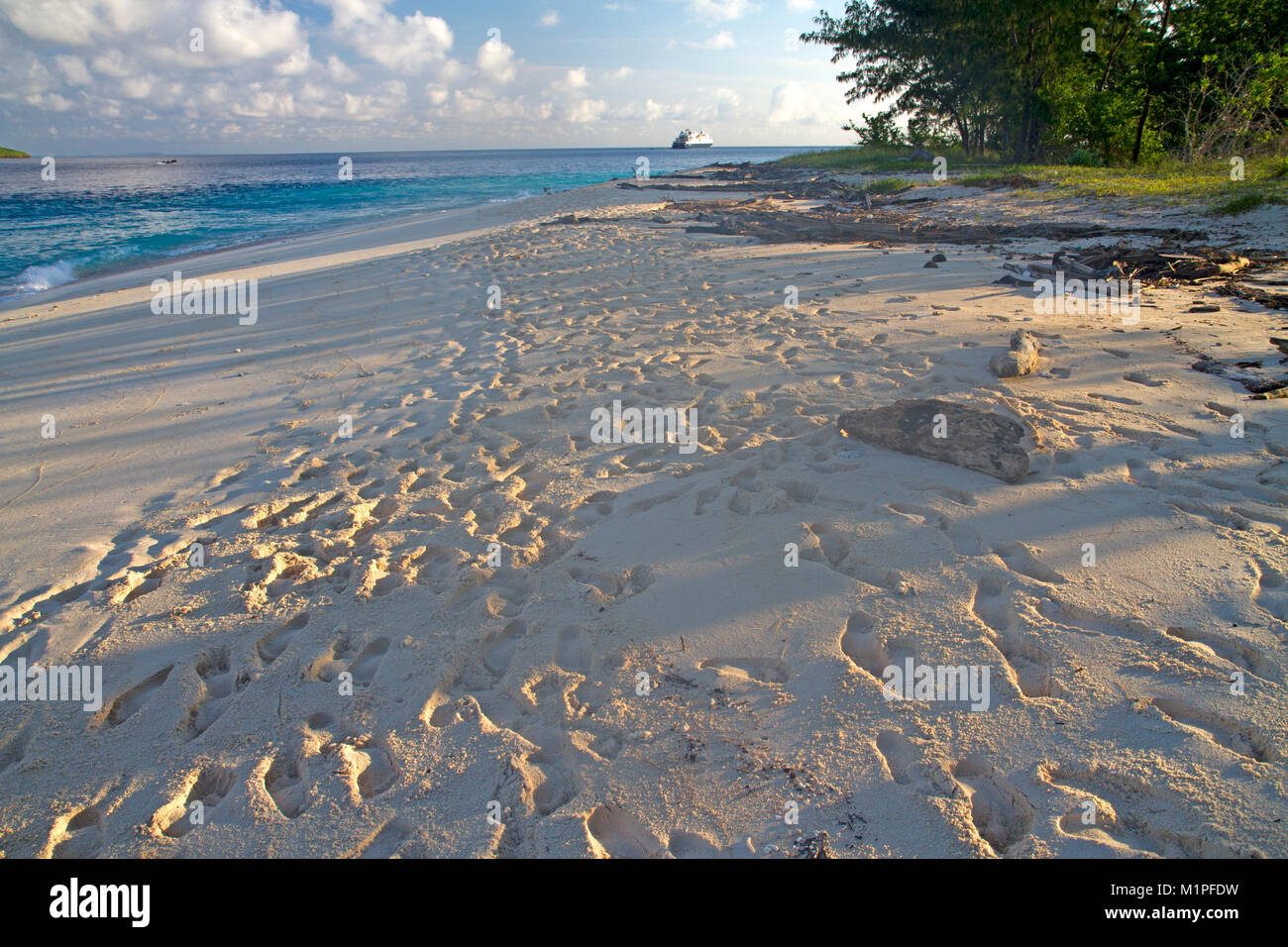 Jaco Island in Nino Konis Santana National Park, East Timor's only ...